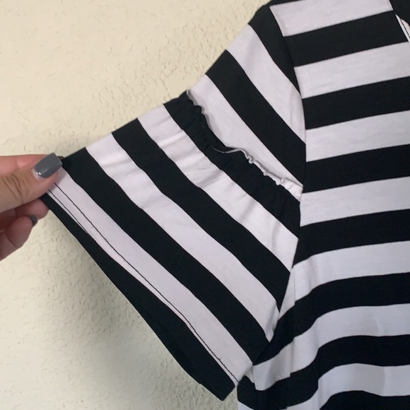 Hem & Thread | Tops | Hem And Thread Black And White Striped Top | Poshmark